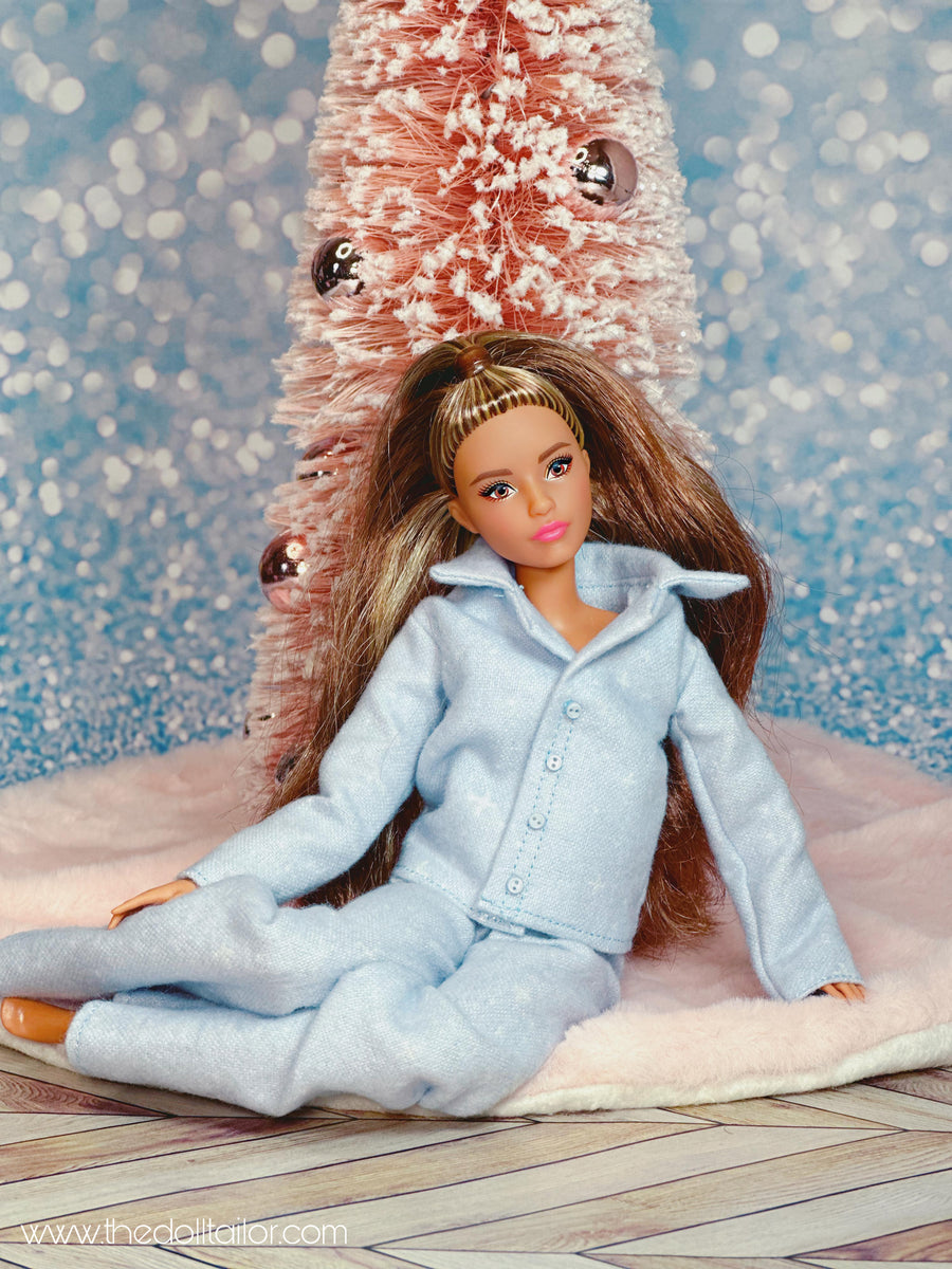 Blue flannel pajamas for Barbie dolls Christmas pajama – The Doll Tailor